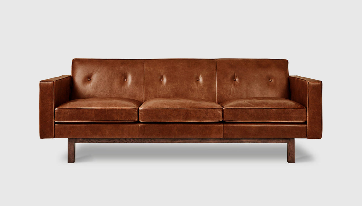 Embassy Sofa | touchGOODS